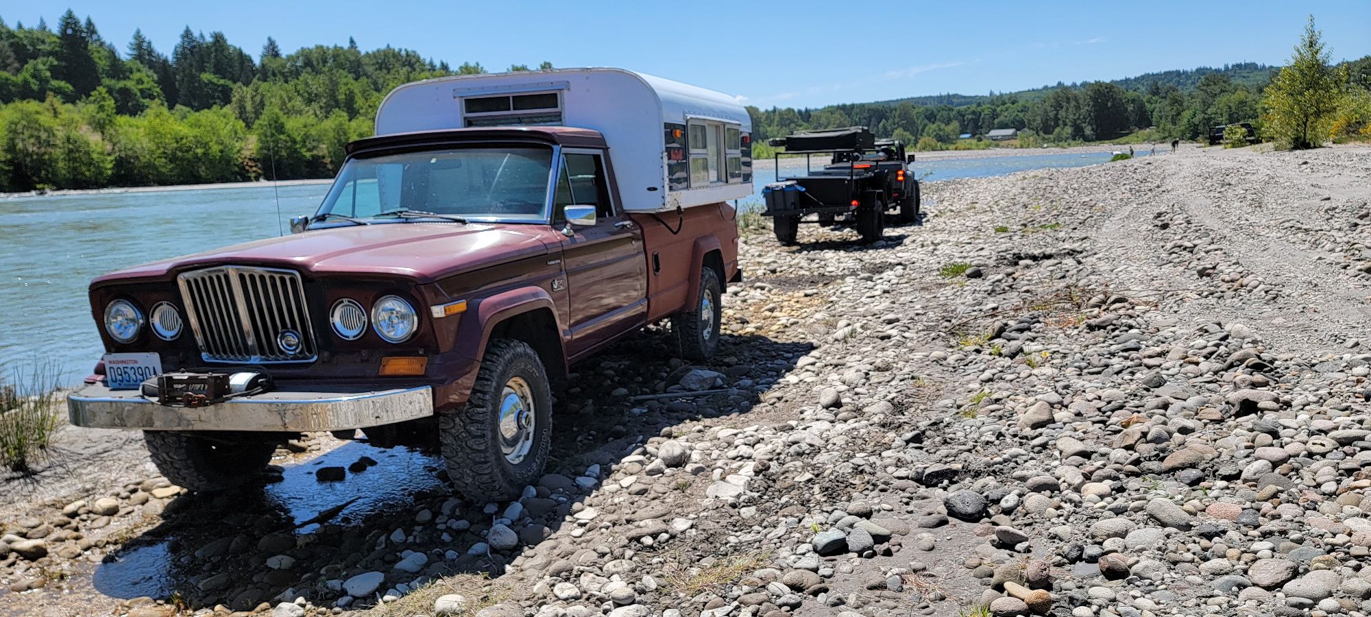 Telescopic Slide-in Truck Campers | Alaskan Campers