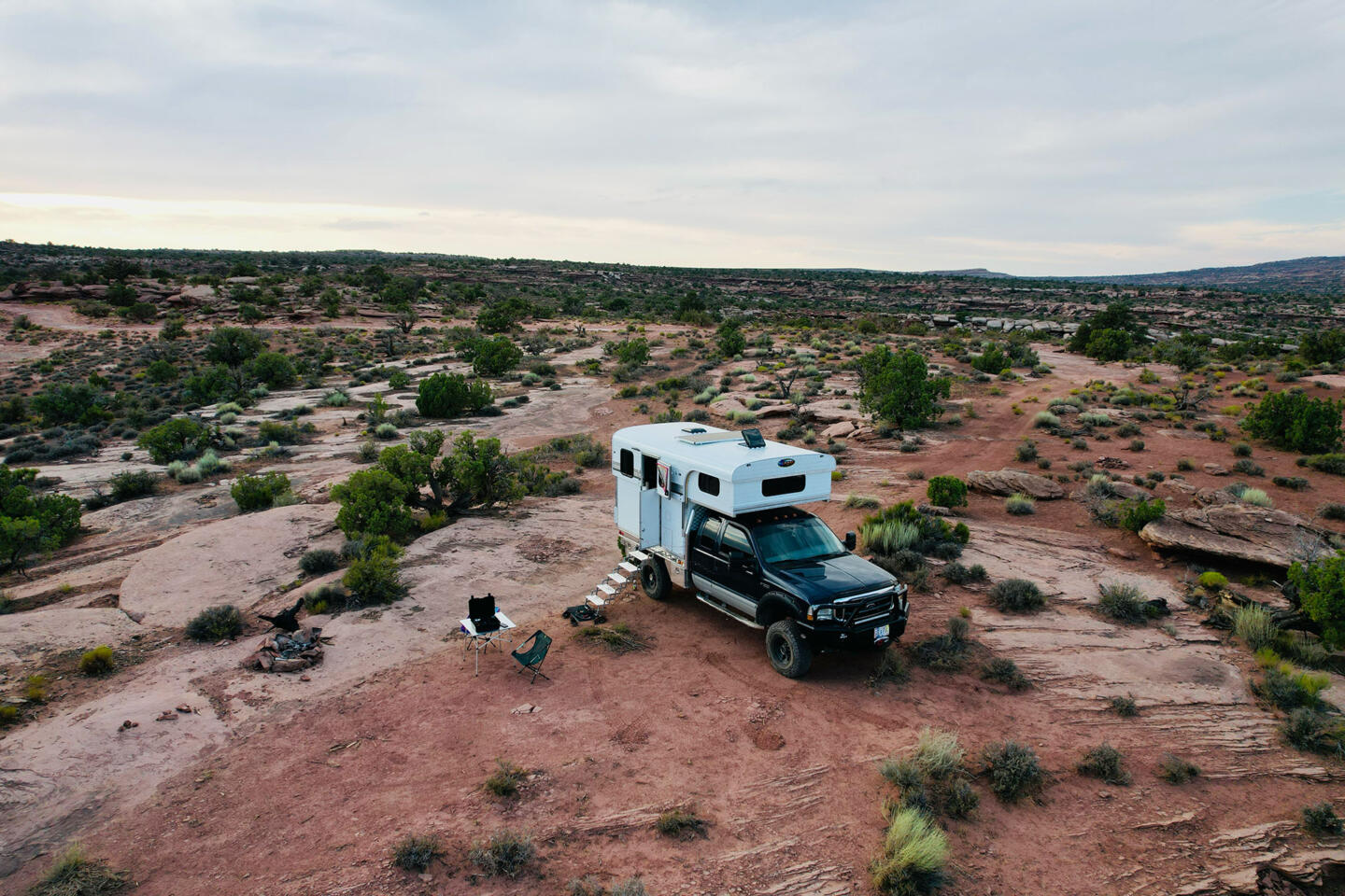 The Original Hard-Sided Pop-Up Truck Camper | Alaskan Campers