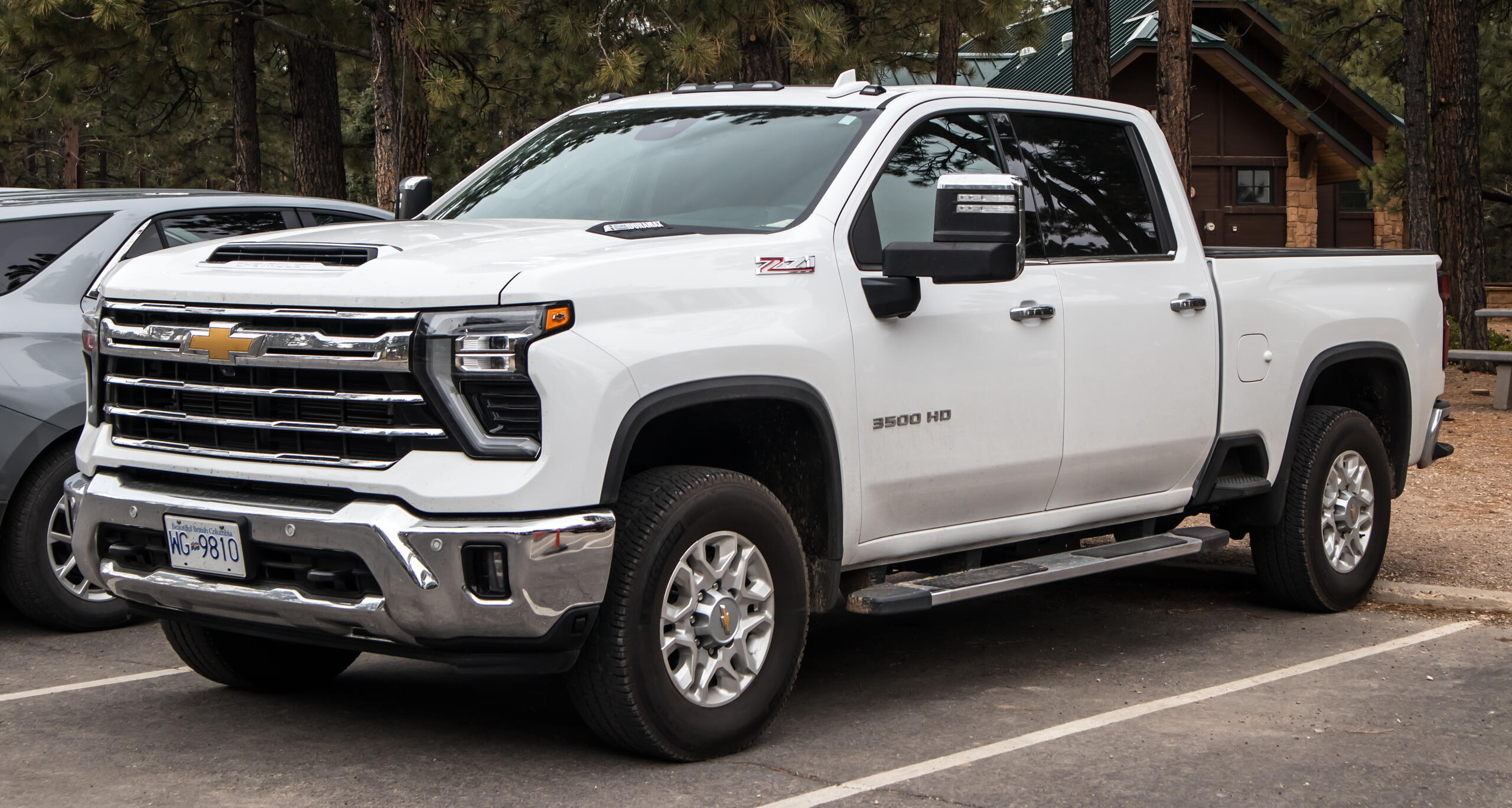 Chevrolet Slide-In Pop-Up Truck Campers | Alaskan Campers